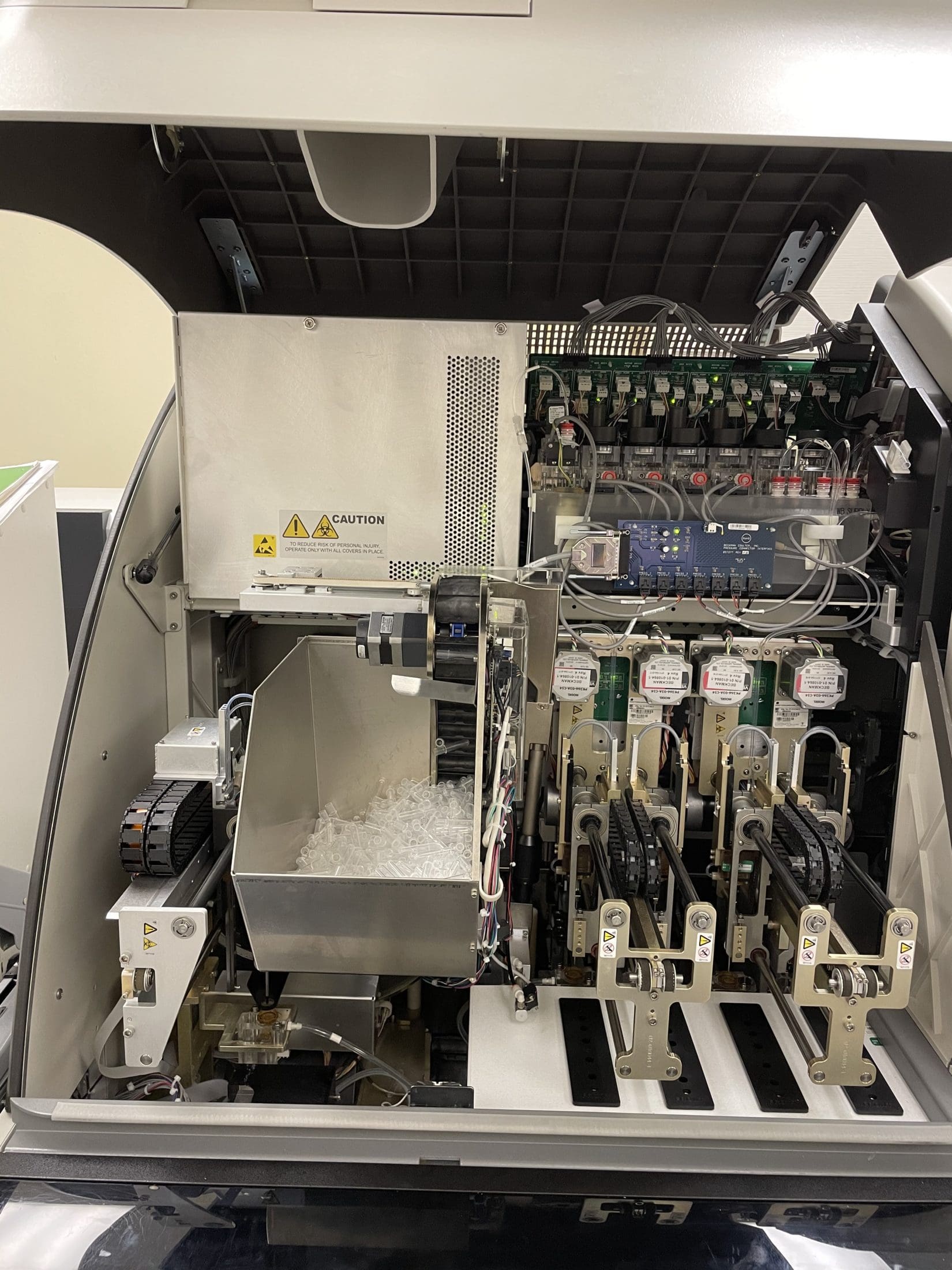 Beckman Coulter UniCel DxI 800 - Arc Scientific
