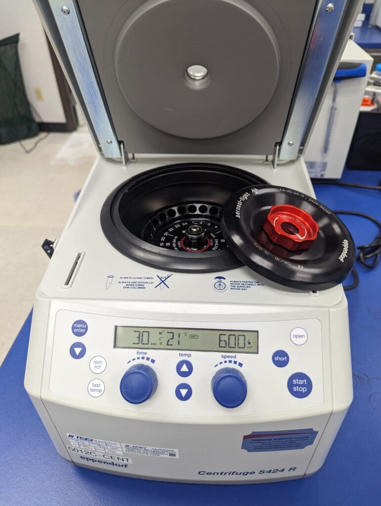 Eppendorf Centrifuge 5424R - Arc Scientific